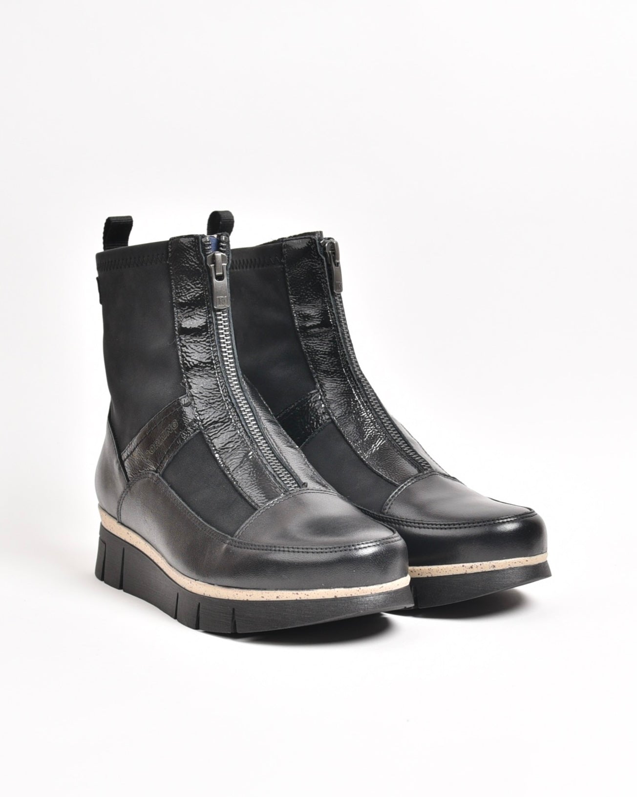 Fluchos boots for women in black – Shalapi